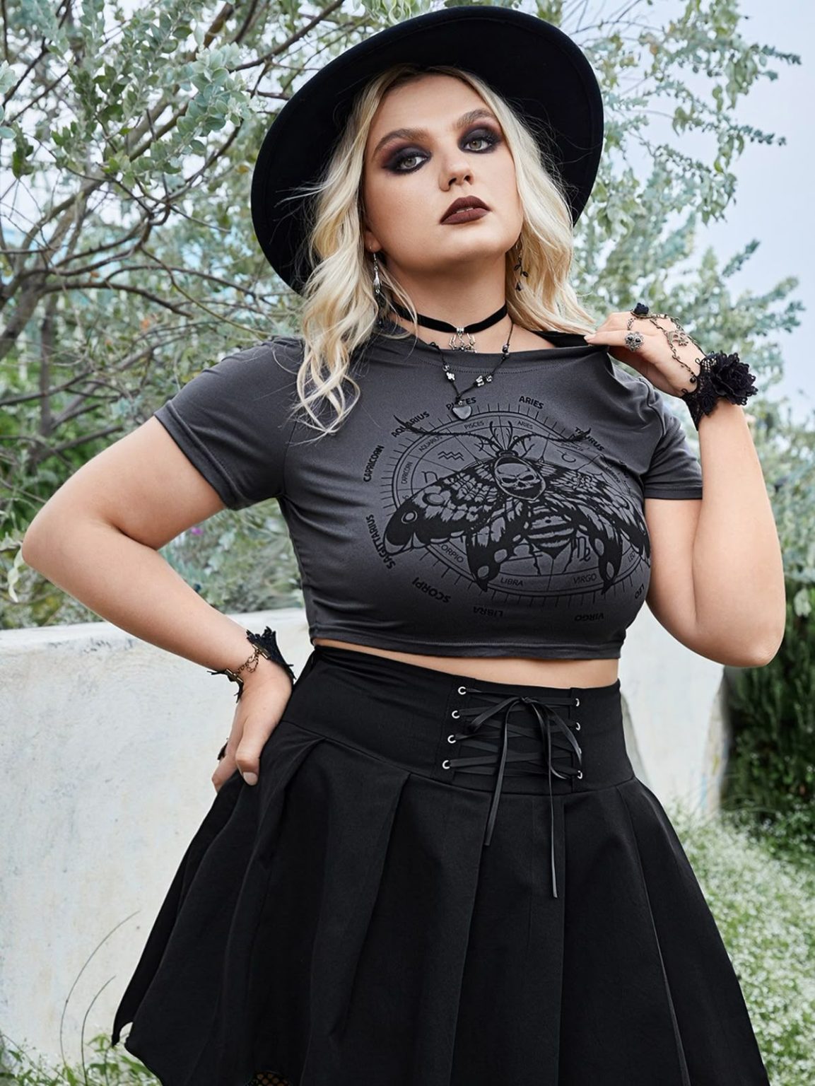 26 Goth Outfits 2026 Style – Dark Fashion Ideas, Witchy Aesthetic and ...