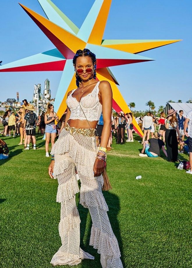 25 Festival Outfit 2026: Cool Boho, Rave, Rock and Country Music Style ...